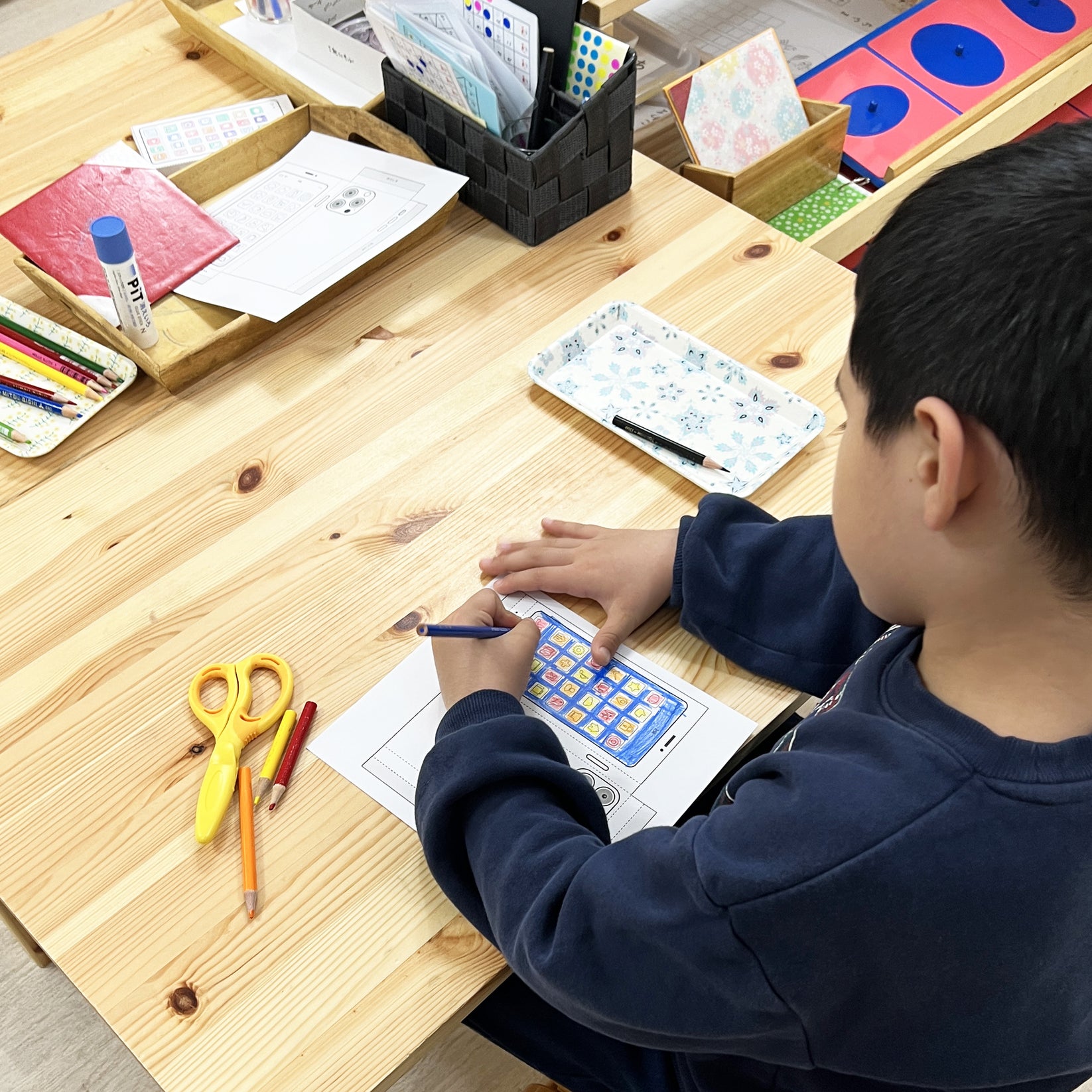 Paper Craft - Assembling Smartphones – Montessori Resource Store Bambino